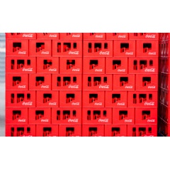 Iconic red crates in the Netherlands now made from 97% recycled plastic ...