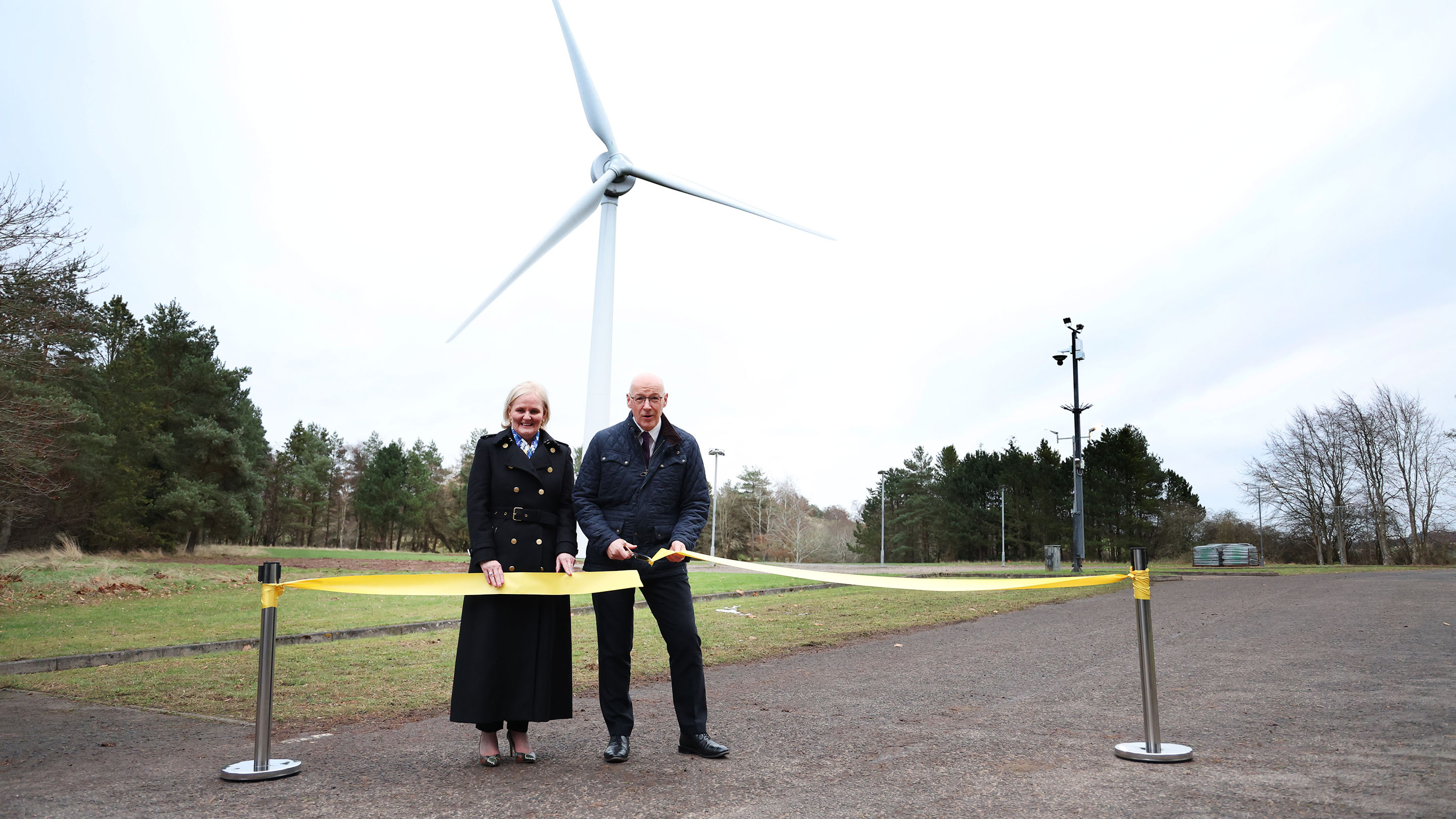 Aviva’s Perth office goes off-grid as new wind turbine comes online ...